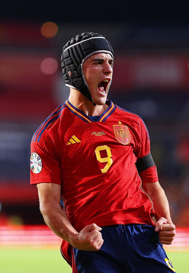 Pablo Gavi เปิดวาร์ปหนุ่มหล่อ ยอดนักกีฬาฟุตบอล เสน่ห์แรง นักเตะสเปน