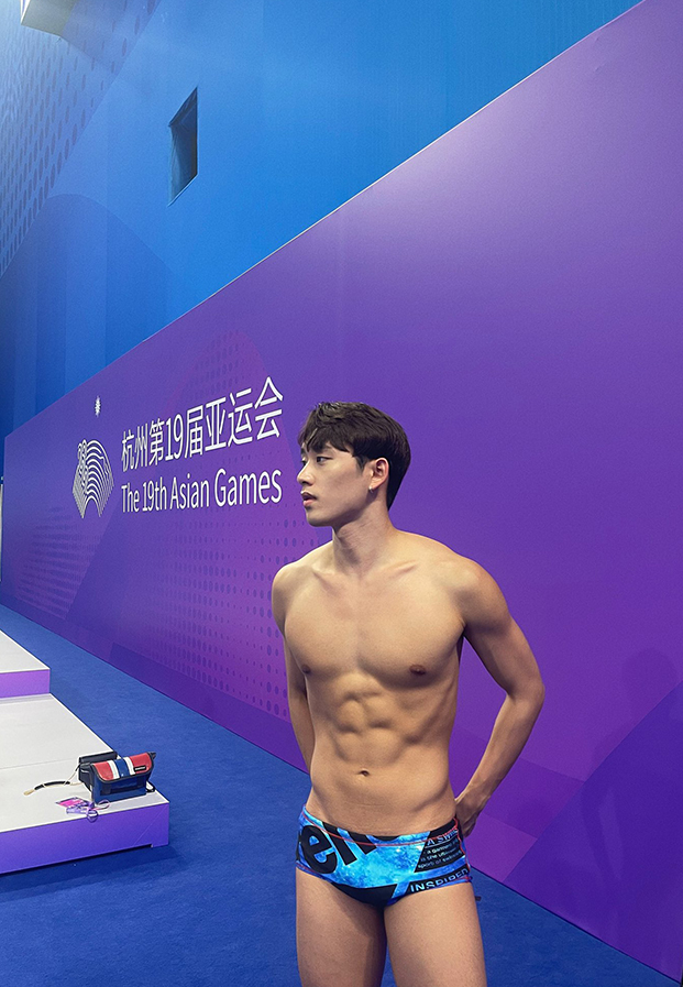 Supha Sangaworawong เปิดวาร์ปหนุ่มหล่อ นายแบบ นักกีฬาสายอาชีพ