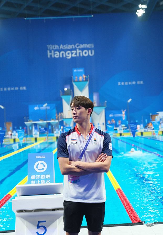 Supha Sangaworawong เปิดวาร์ปหนุ่มหล่อ นายแบบ นักกีฬาสายอาชีพ