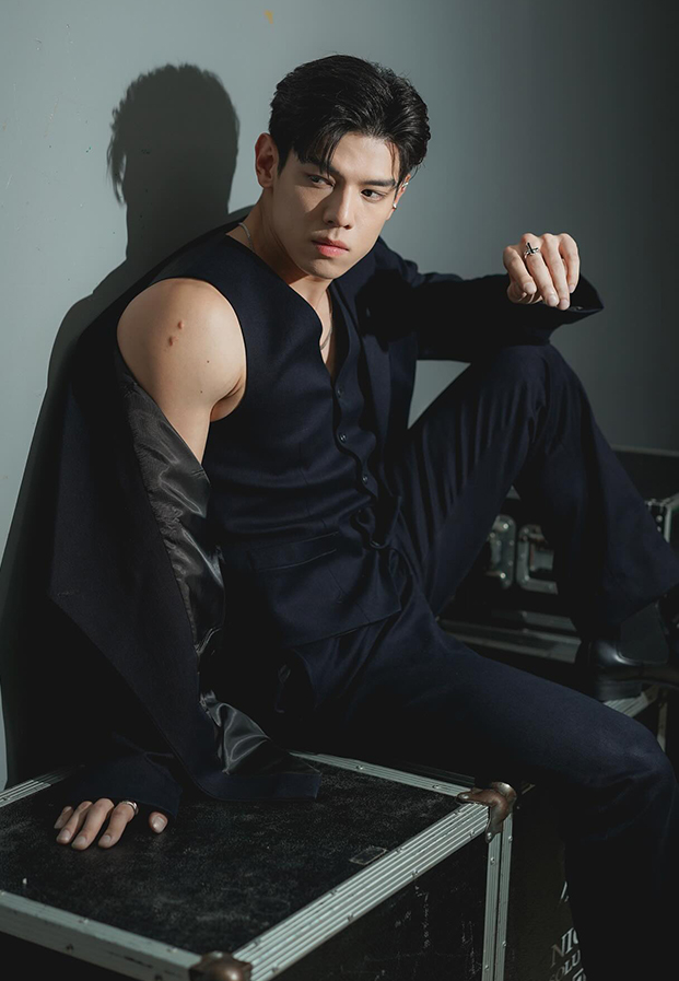 Gap jakarin เปิดวาร์ปหนุ่มงานดีชาวไทย กล้ามเนื้อแน่น หุ่นสวยทรงเสน่ห์