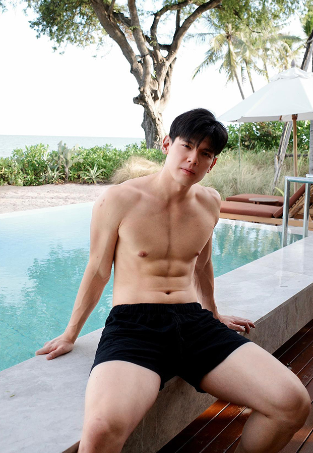 Gap jakarin เปิดวาร์ปหนุ่มงานดีชาวไทย กล้ามเนื้อแน่น หุ่นสวยทรงเสน่ห์