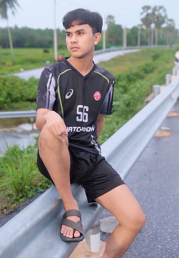 Non Natchanon เปิดวาร์ปหนุ่มน้อย หน้าคมเข้ม เจ้าของห่อหมกไซส์บิ๊ก