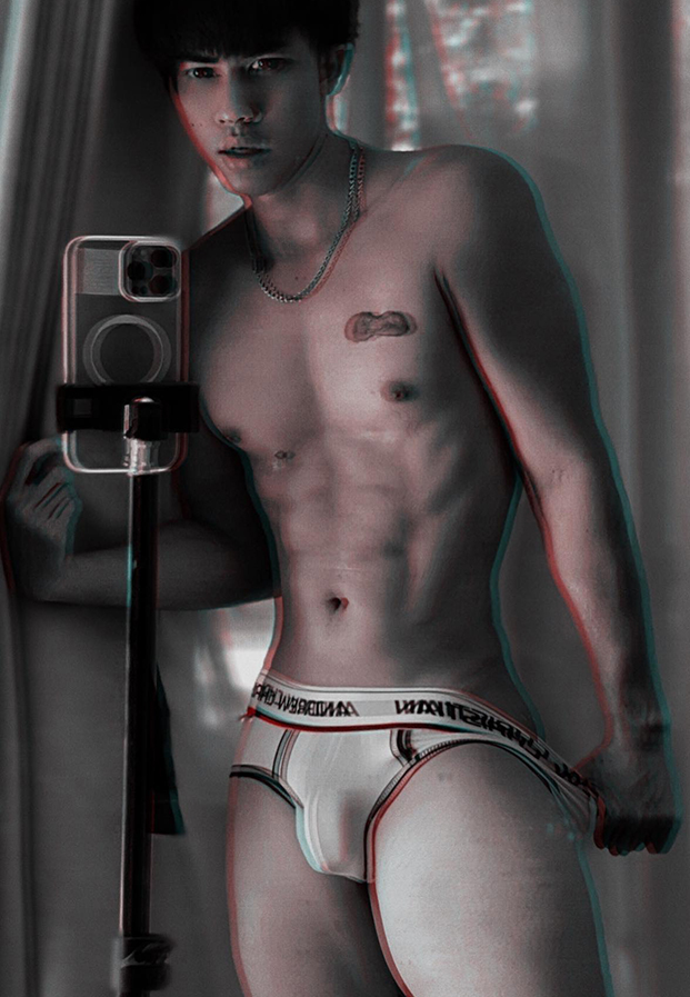 Mickey Supachai เปิดวาร์ปนายแบบนักรีวิว ดาวทวิตเตอร์ เป้าตุงลำใหญ่