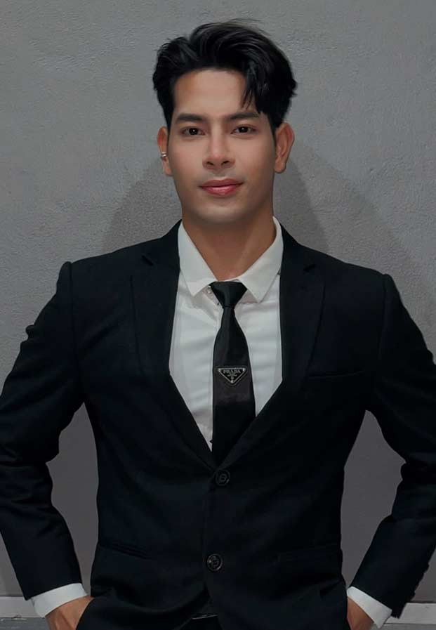 Pichit Jamsai เปิดวาร์ปนายแบบสายแฟชั่น หล่อหุ่นดีมาก เป้าใหญ่น่าลูบ